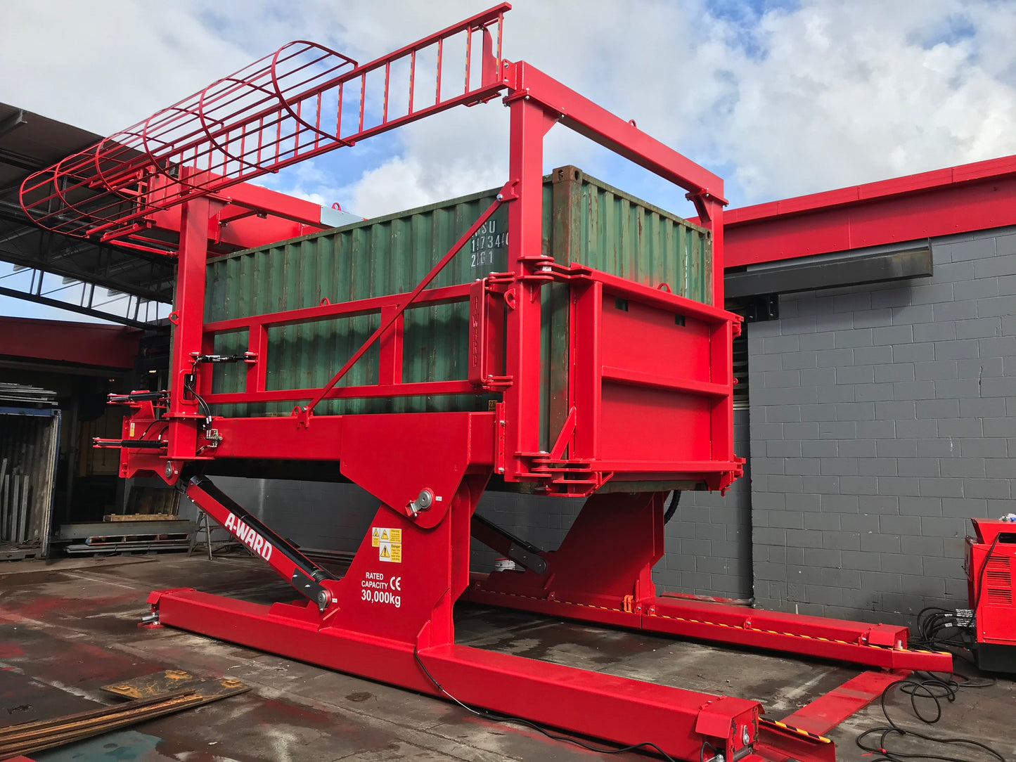 Heavy-Duty Container Loaders for Scrap Metal Unloading